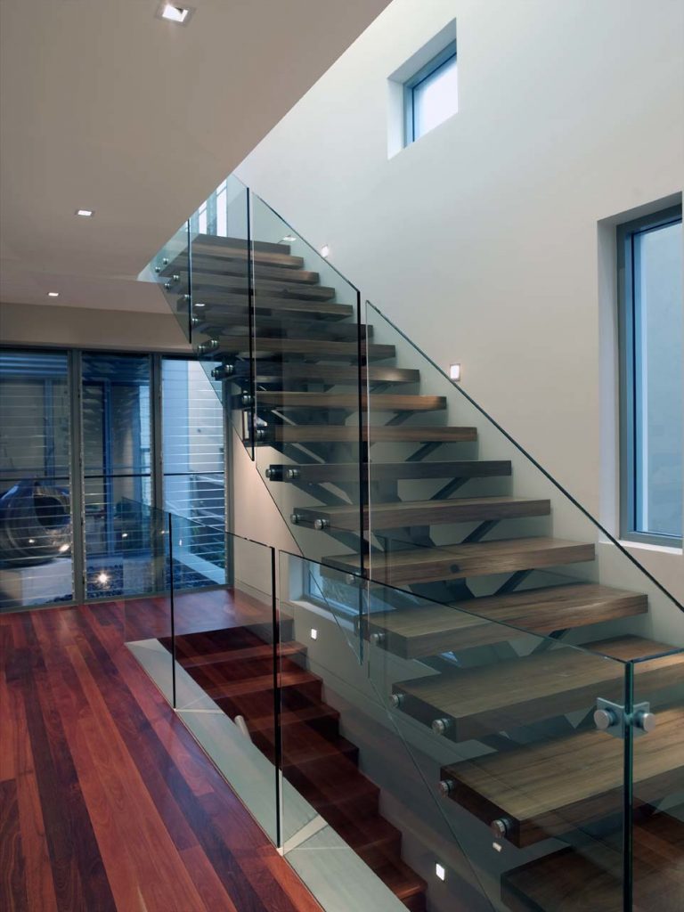 Balustrade internal - Cornwall Glass